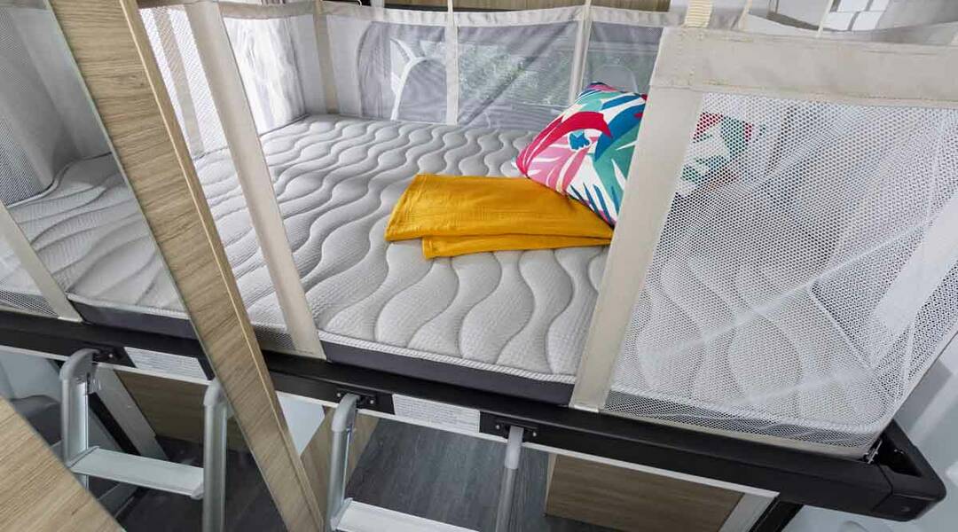 S614 the compact family low profile - Chausson